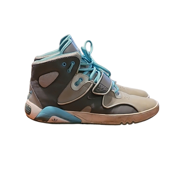 adidas | Shoes | Adidas G9895 Trifold Roundhouse Mid Retro Glitter High ...